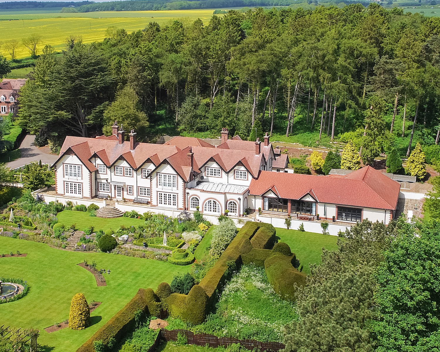 Home • Irton Manor